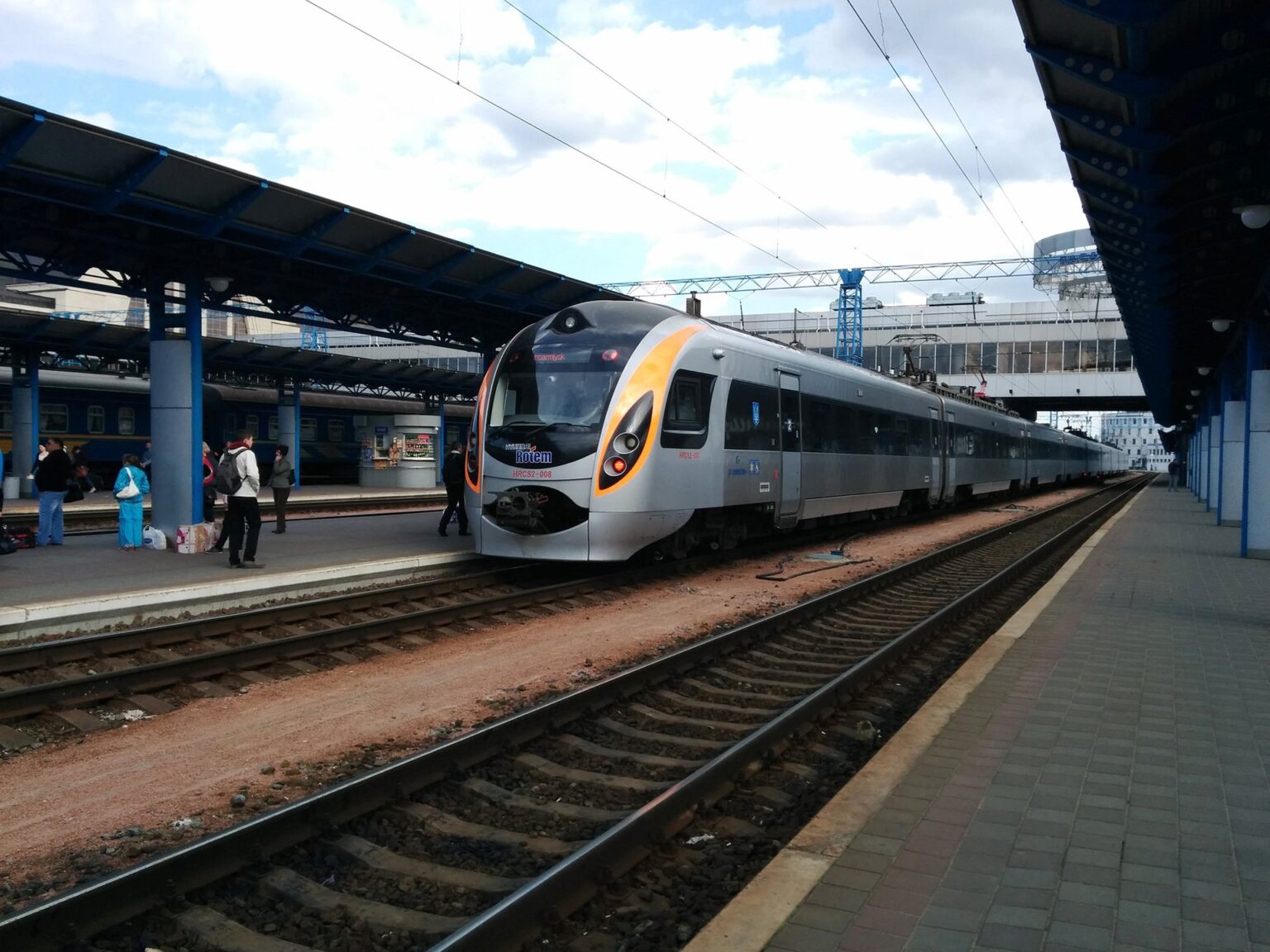 How to get to Kyiv by train and about that famous Apple Watch advert